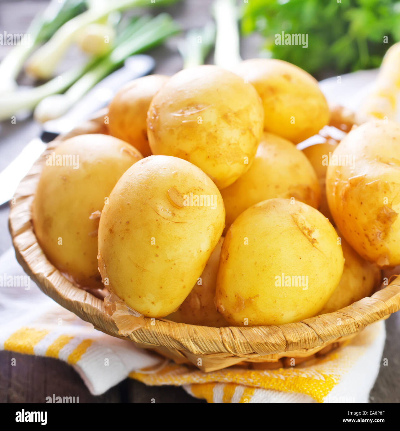 Boiled potato in basket hi-res stock photography and images - Alamy