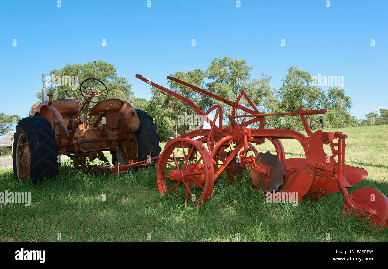 Disused Farm Machinery High Resolution Stock Photography and Images - Alamy