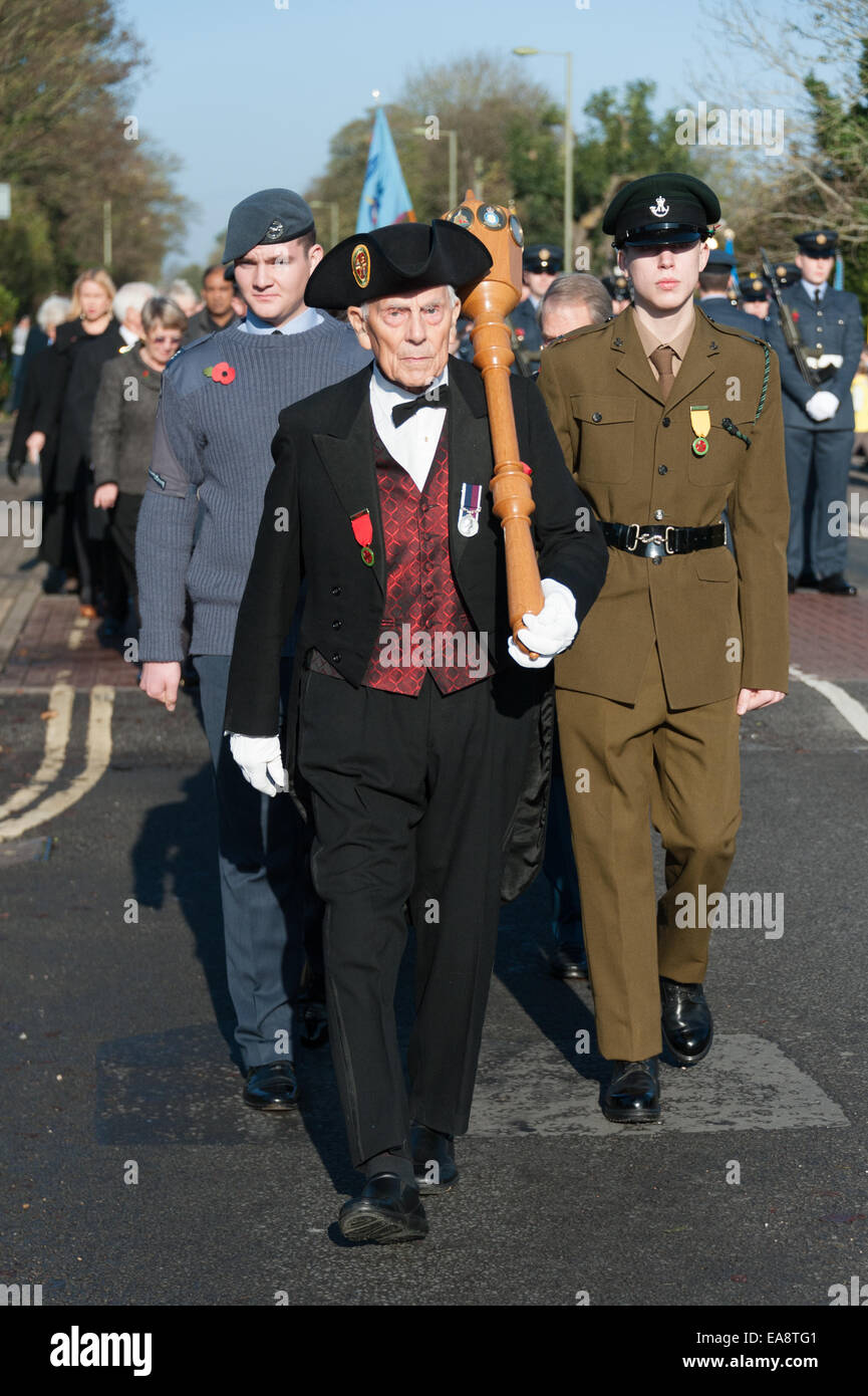 Mace bearer hi-res stock photography and images - Alamy