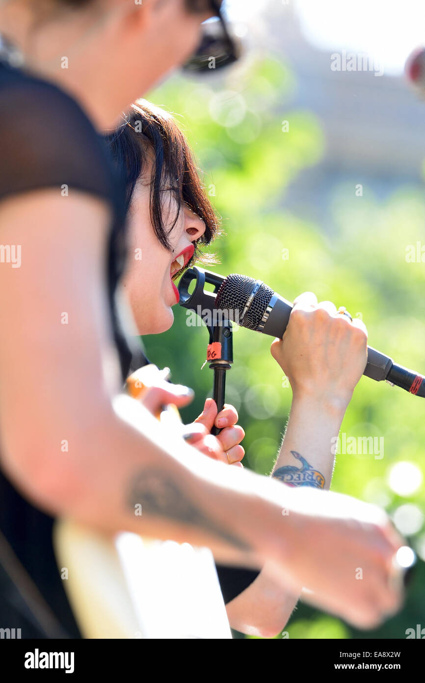 Dum dum hi-res stock photography and images - Alamy