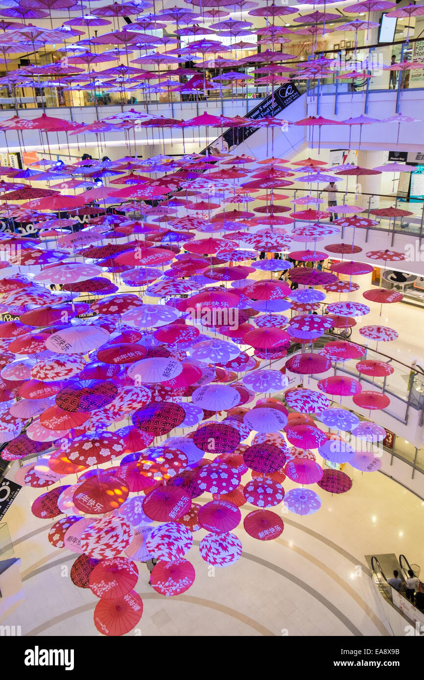 New world mall bangkok hi-res stock photography and images - Alamy