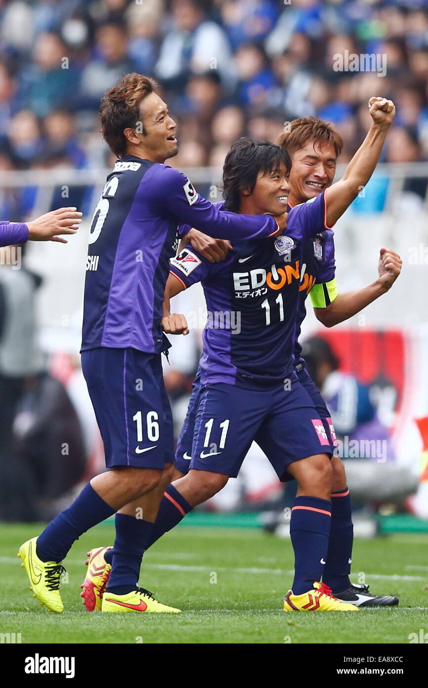 Saitama, Japan. 8th Nov, 2014. (L to R) Satoru Yamagishi, Hisato Sato, Toshihiro Aoyama ...