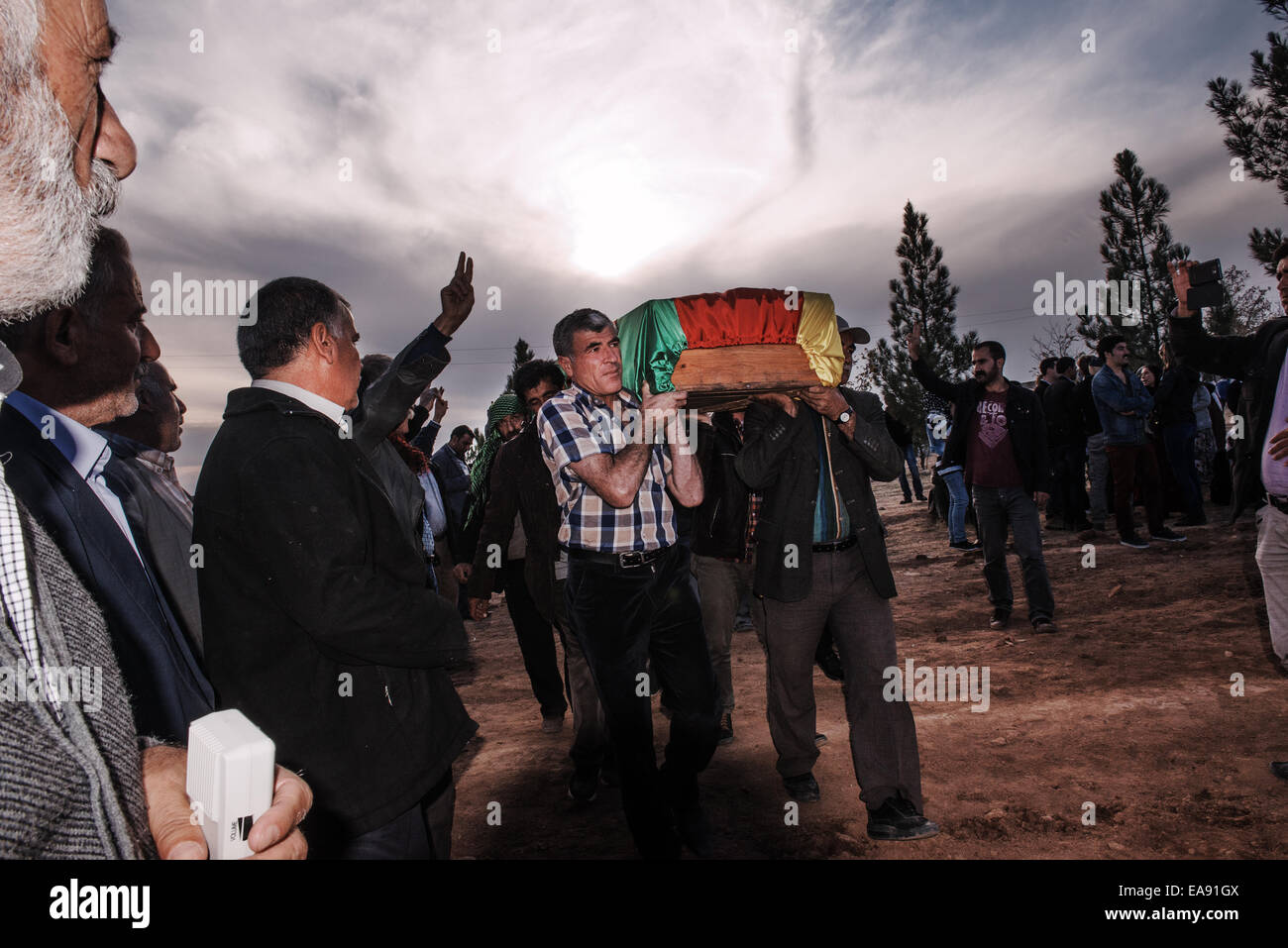 Funeral of Kurdish YPG fighters who died in Kobane while fighting ...
