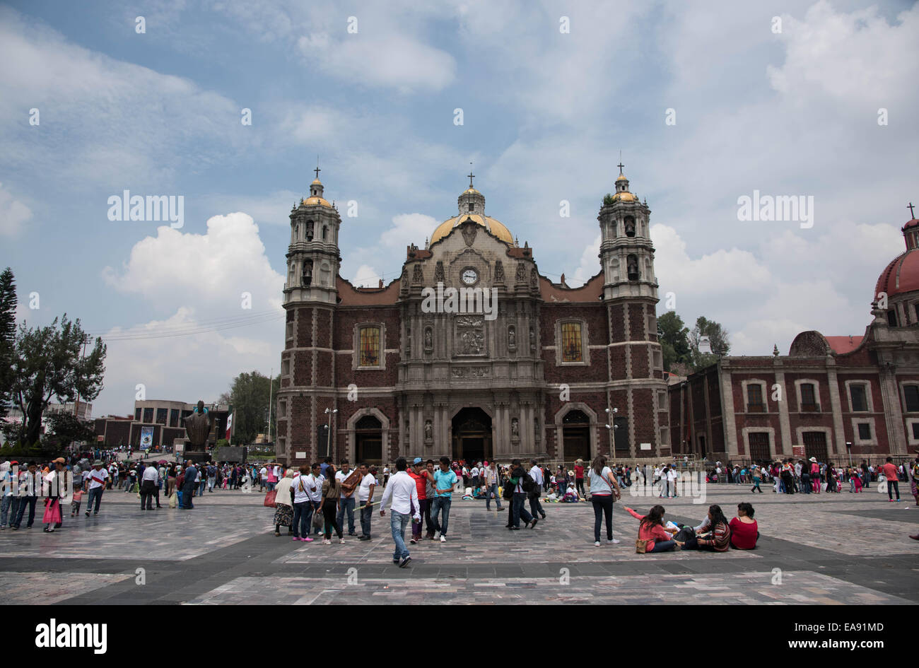 Old Basilica of Our Lady of Guadalupe,Mexico city,Mexico Stock Photo ...