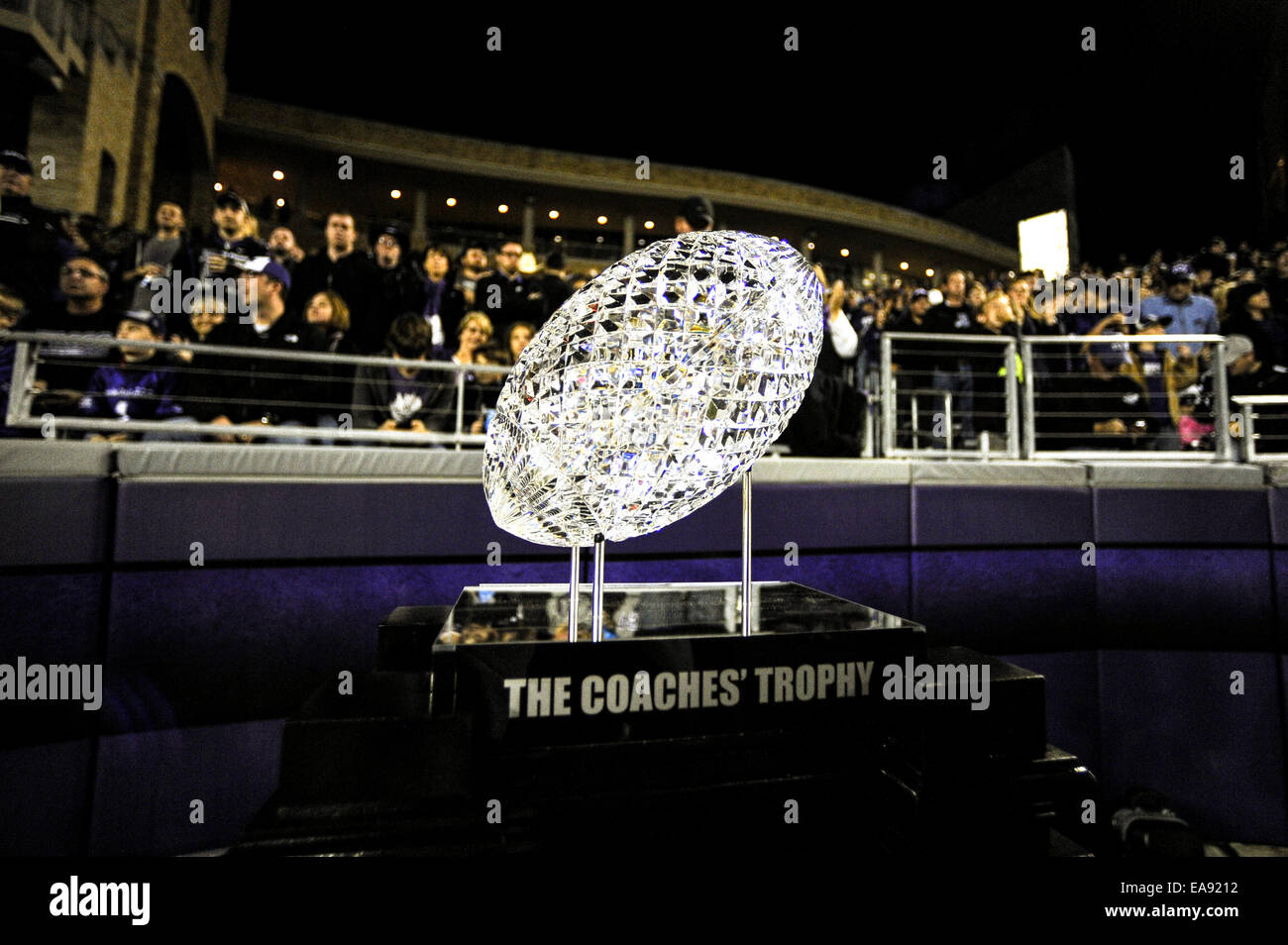 Coaches trophy hi-res stock photography and images - Alamy