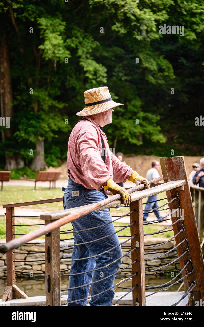 Crew member, Charles F Mercer, Great Falls Tavern, C&O Canal, Potomac ...