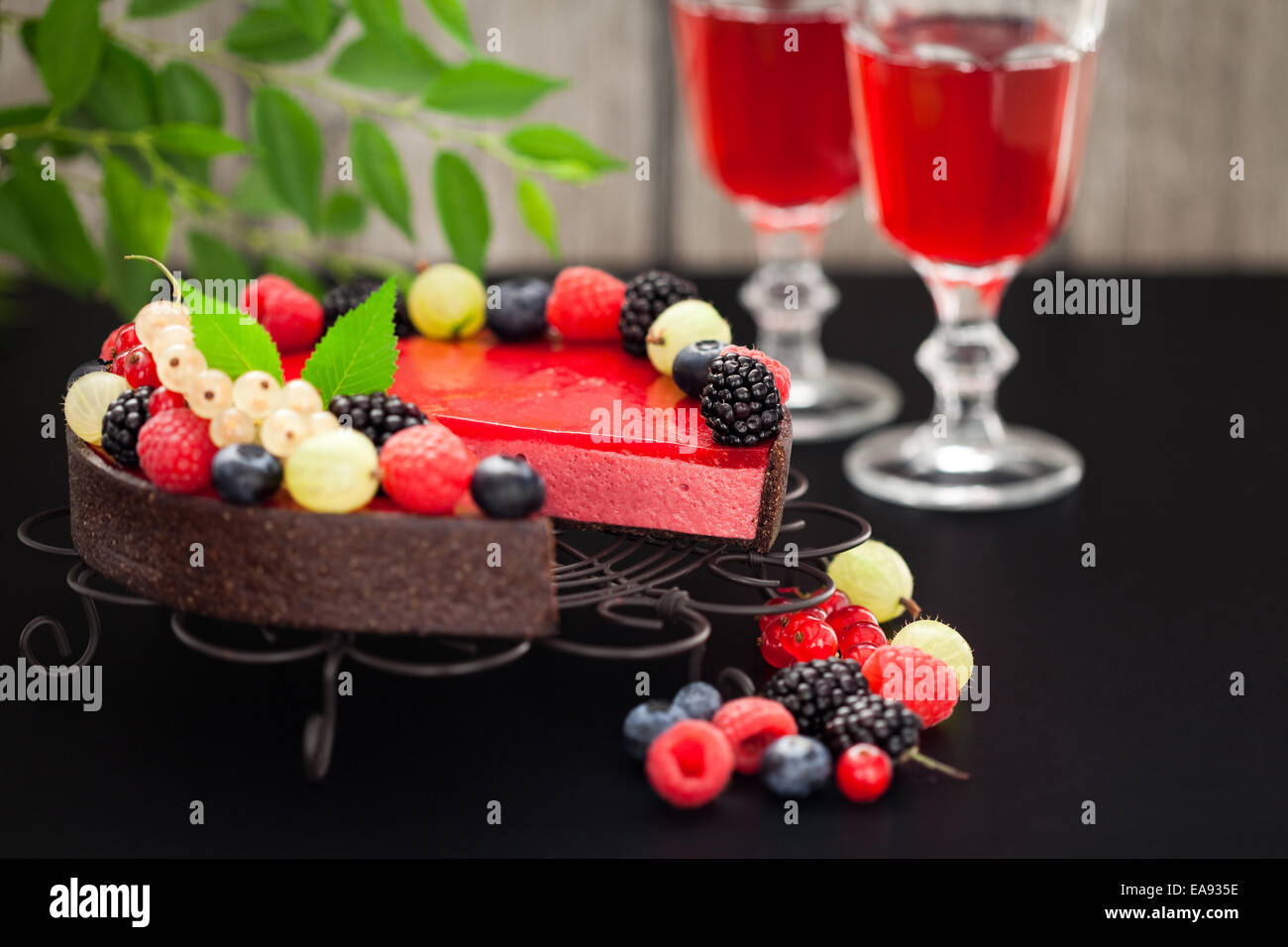Sweet chocolate tart cake hi-res stock photography and images - Alamy