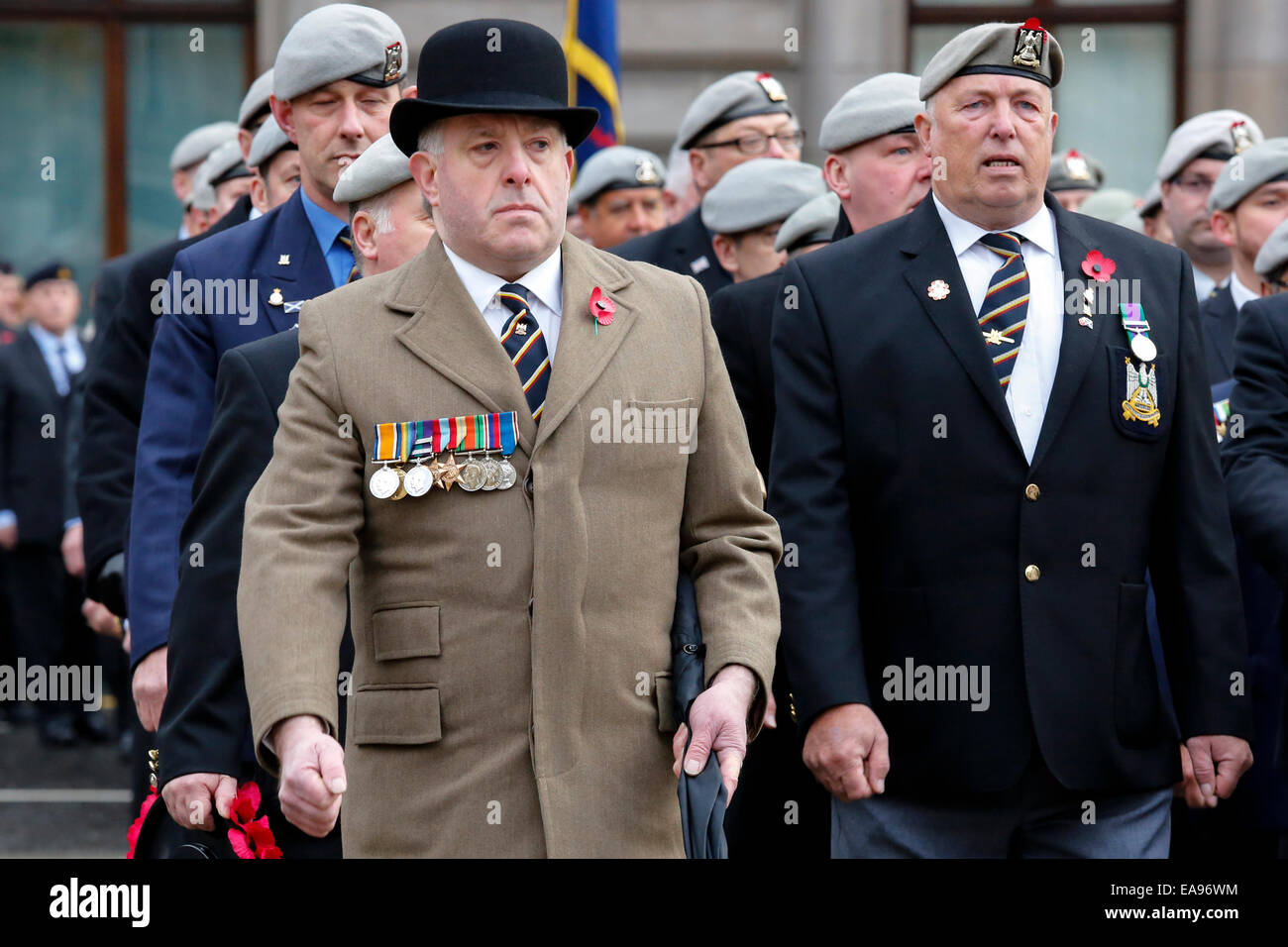 Remembrance day parade scottish marching hi-res stock photography and ...