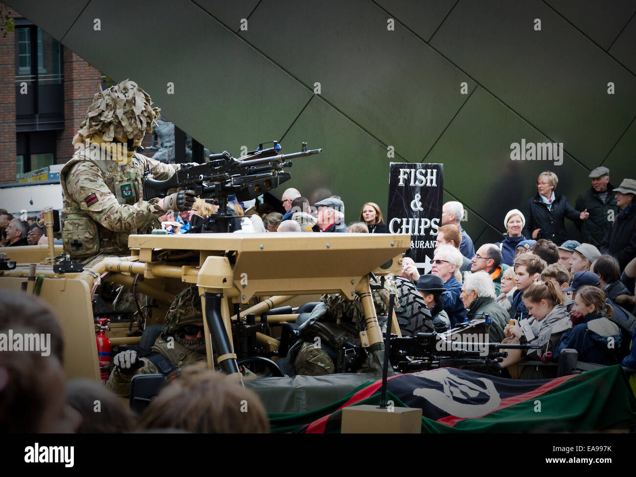 Fish gun hi-res stock photography and images - Alamy