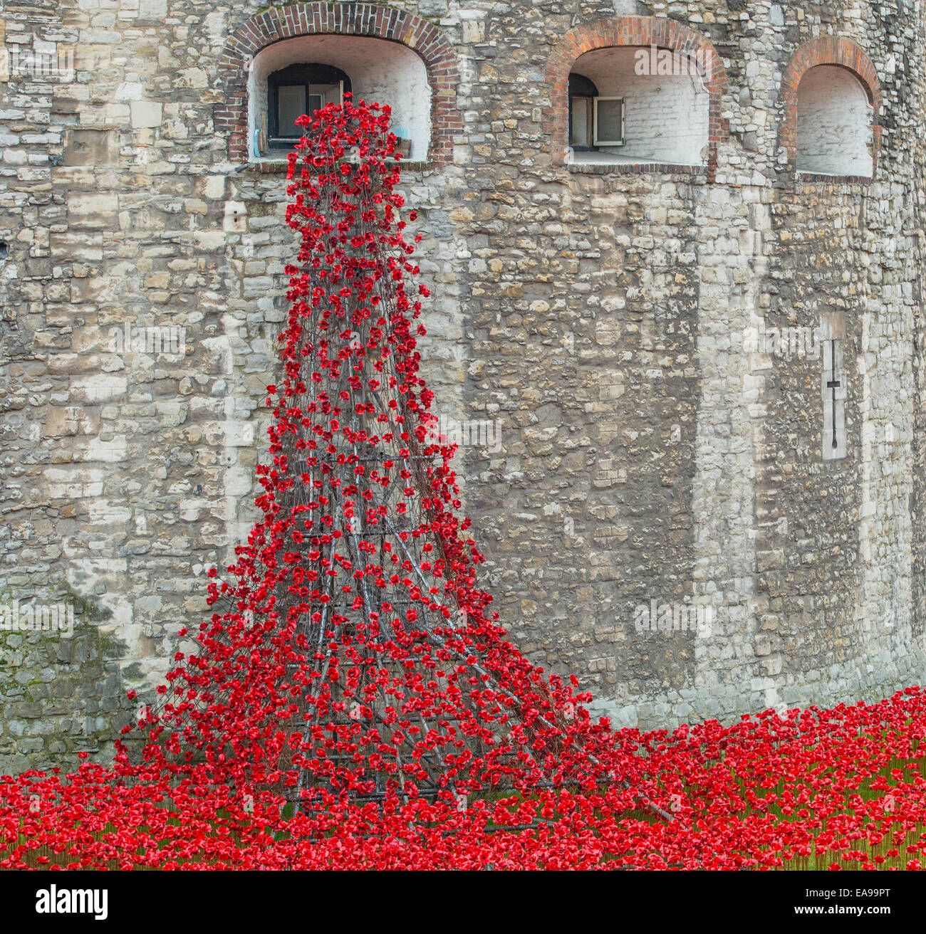 The poppies painting hi-res stock photography and images - Alamy