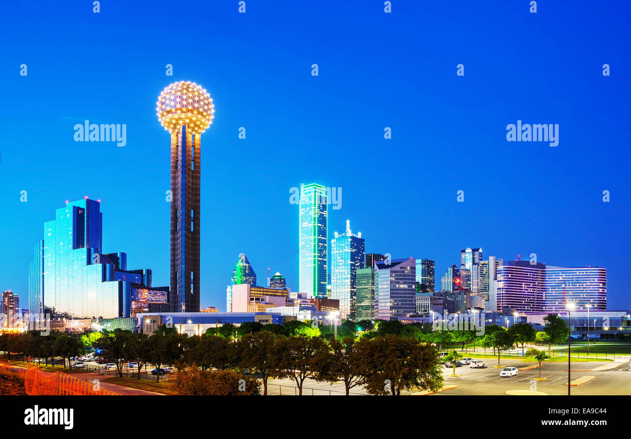 Overview of downtown Dallas in the night Stock Photo - Alamy