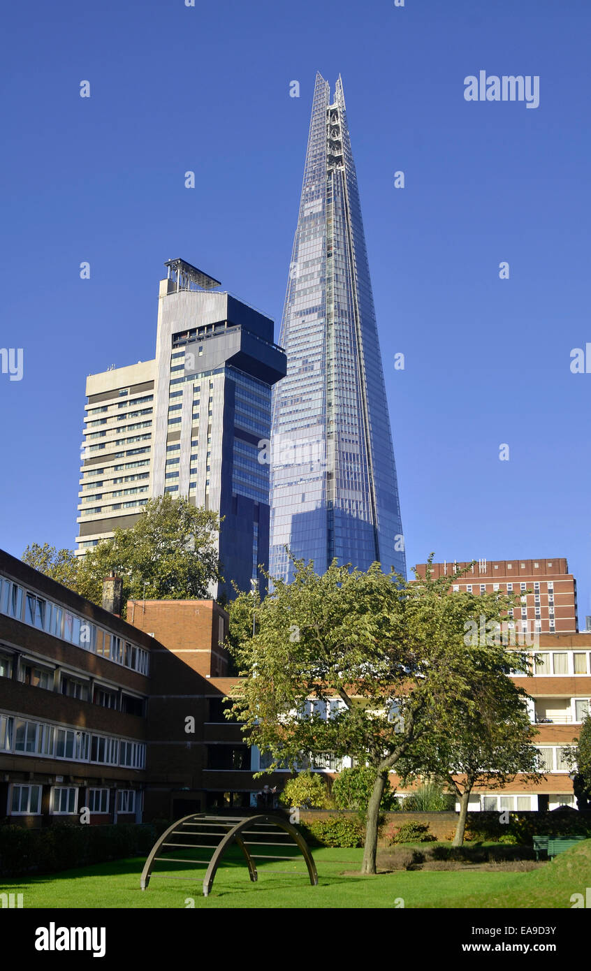 The Shard and St. Guy's Hospital Retrofit Tower, Southwark, London, UK ...