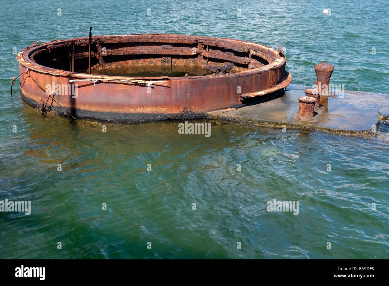 Uss arizona memorial hi-res stock photography and images - Alamy
