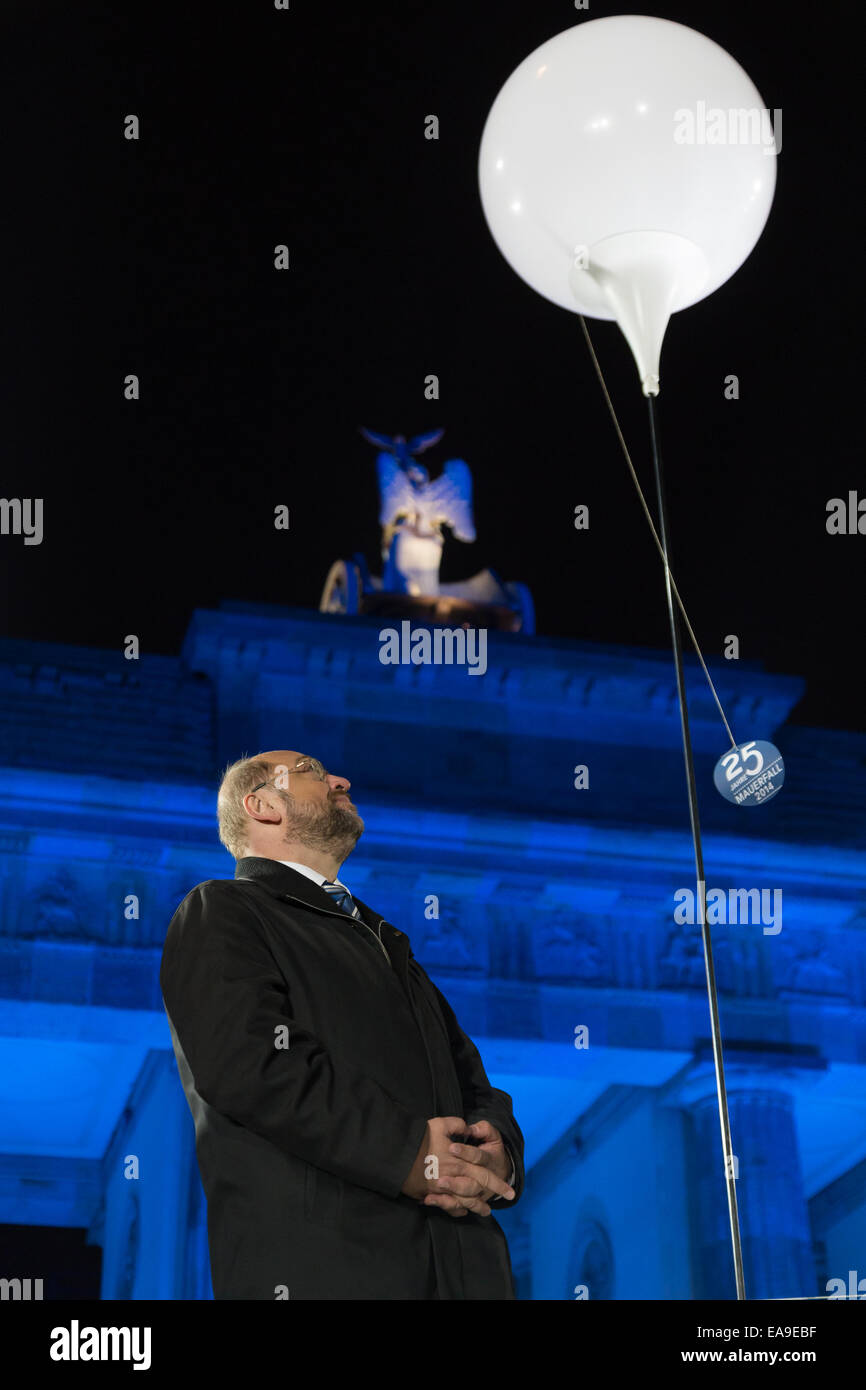 Celebration on november 9th hi-res stock photography and images - Alamy