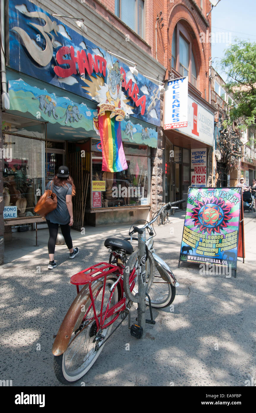 Queen street downtown Toronto Stock Photo - Alamy