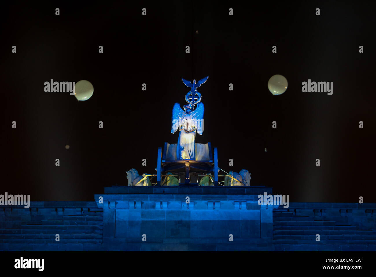 Berlin, Germany. 9th Nov, 2014. Two balloons of a light installation ...