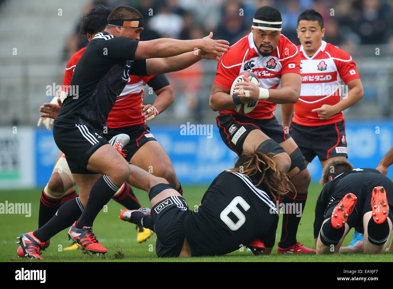 Chichibunomiya Rugby Stadium, Tokyo, Japan. 8th Nov, 2014. Hendrik Tui ...