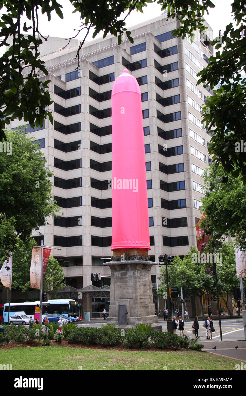 18 metre high hi-res stock photography and images - Alamy