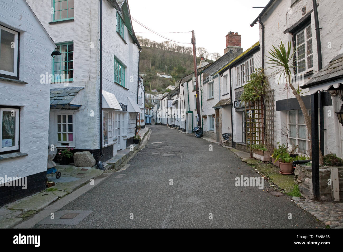 A quiet street in Polperro Cornwall Stock Photo - Alamy