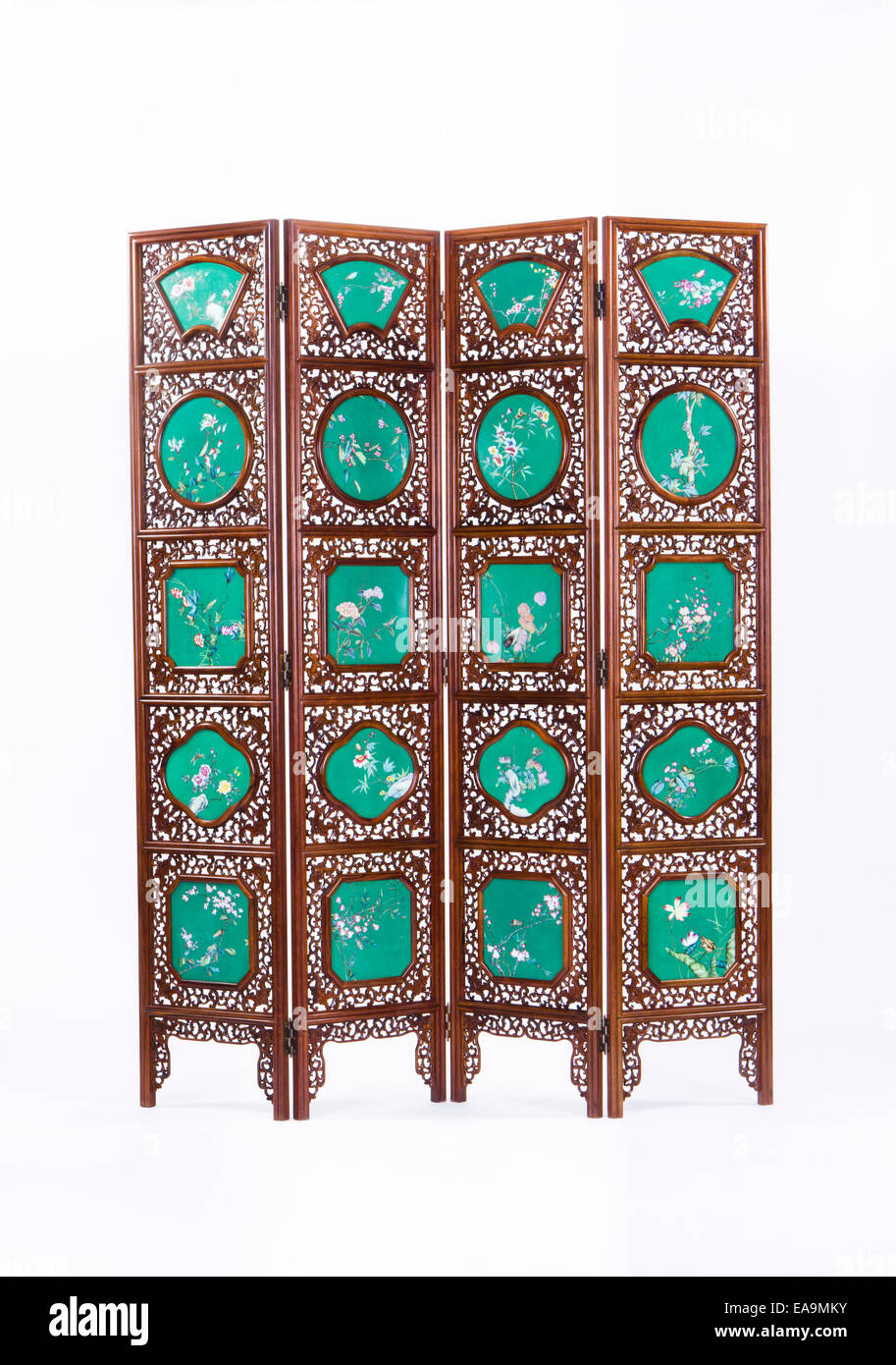 Chinese painted screen Cut Out Stock Images & Pictures - Alamy