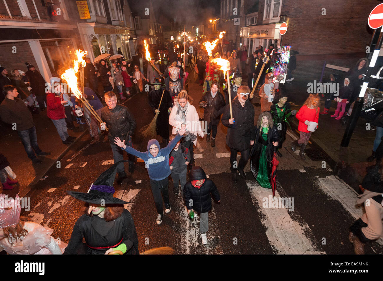 Edenbridge, Kent, UK. 8th November 2014. People young and old take part ...
