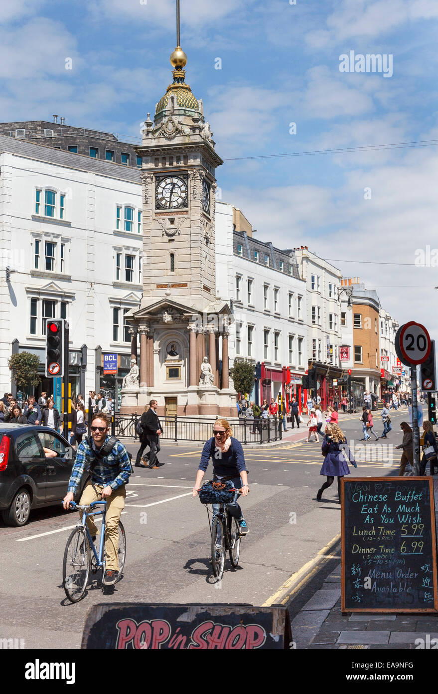 North street brighton hi-res stock photography and images - Alamy
