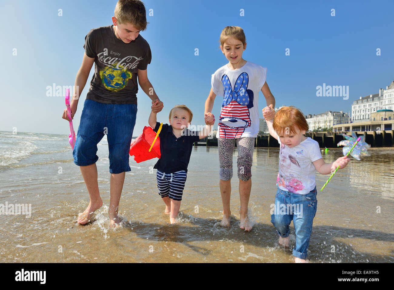 Male tweens only hi-res stock photography and images - Alamy