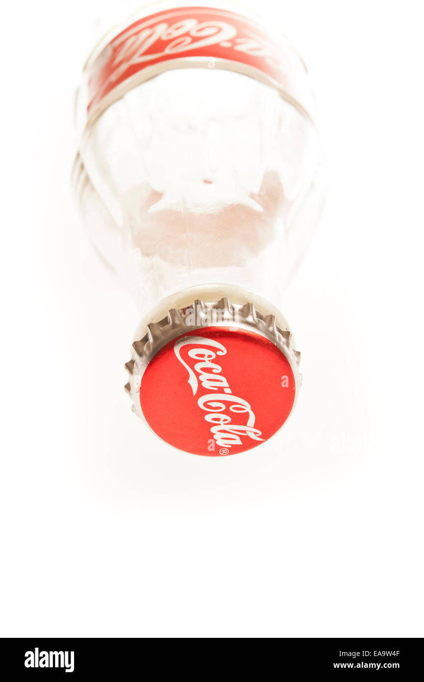 Coca cola empty bottle hi-res stock photography and images - Alamy