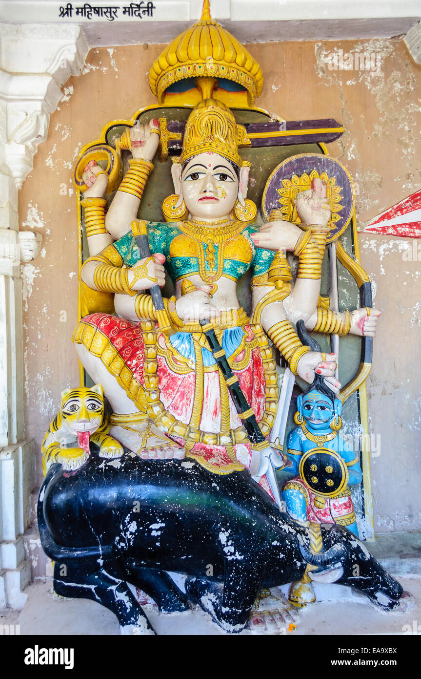 Hindu gods sculpture hi-res stock photography and images - Alamy