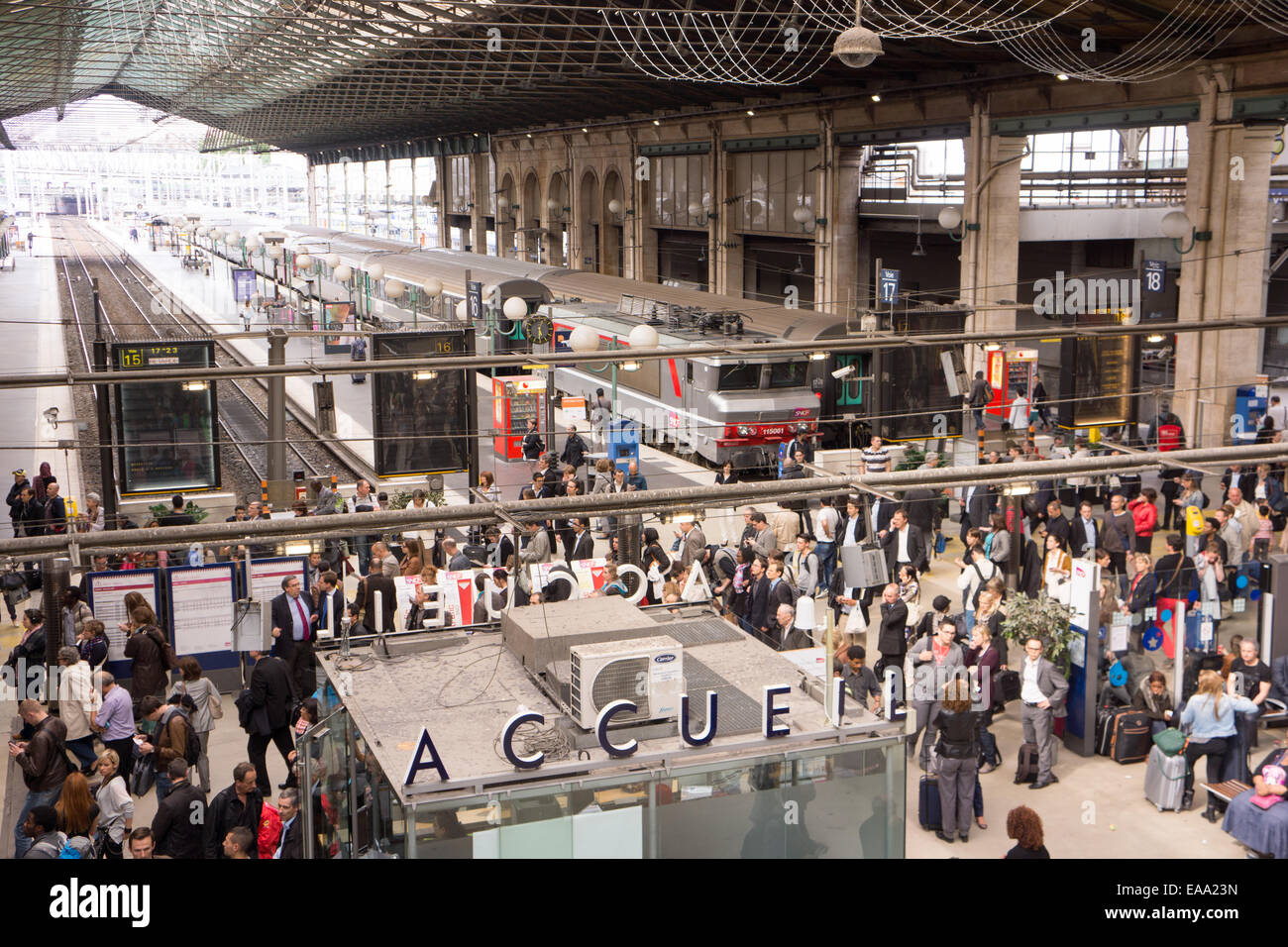 Gare de train de locomotive hi-res stock photography and images - Alamy