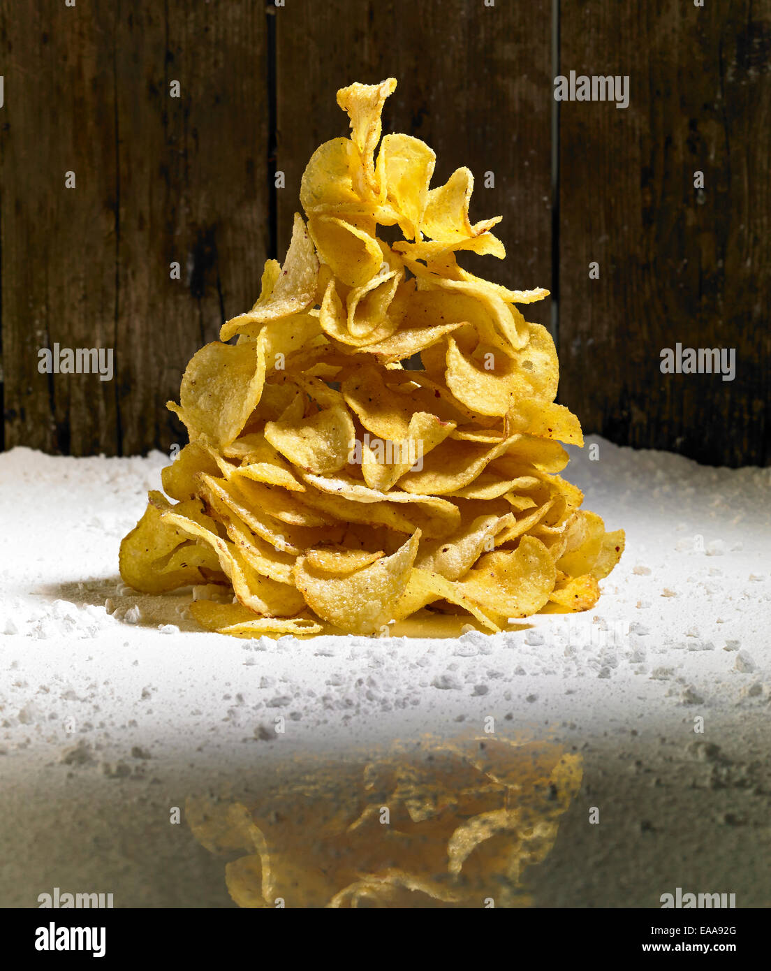 Potato crisp christmas tree hi-res stock photography and images - Alamy
