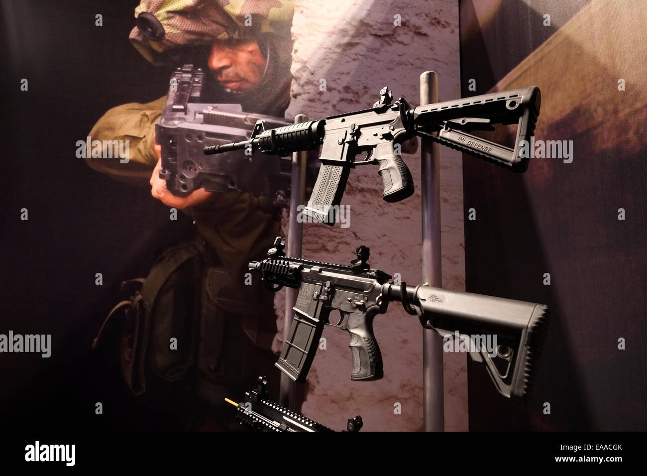 Weapons display hi-res stock photography and images - Alamy