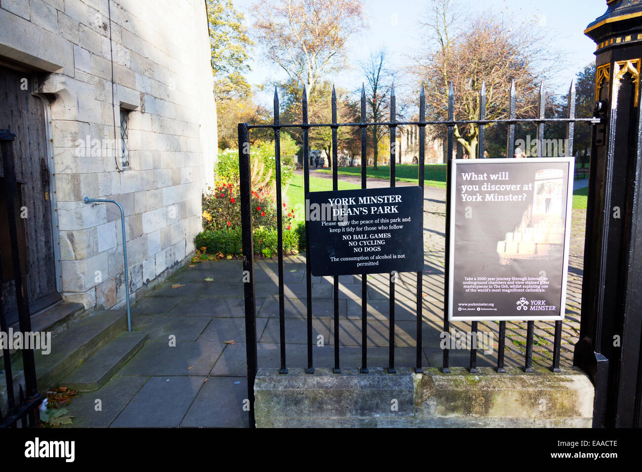 Minster gate hi-res stock photography and images - Alamy