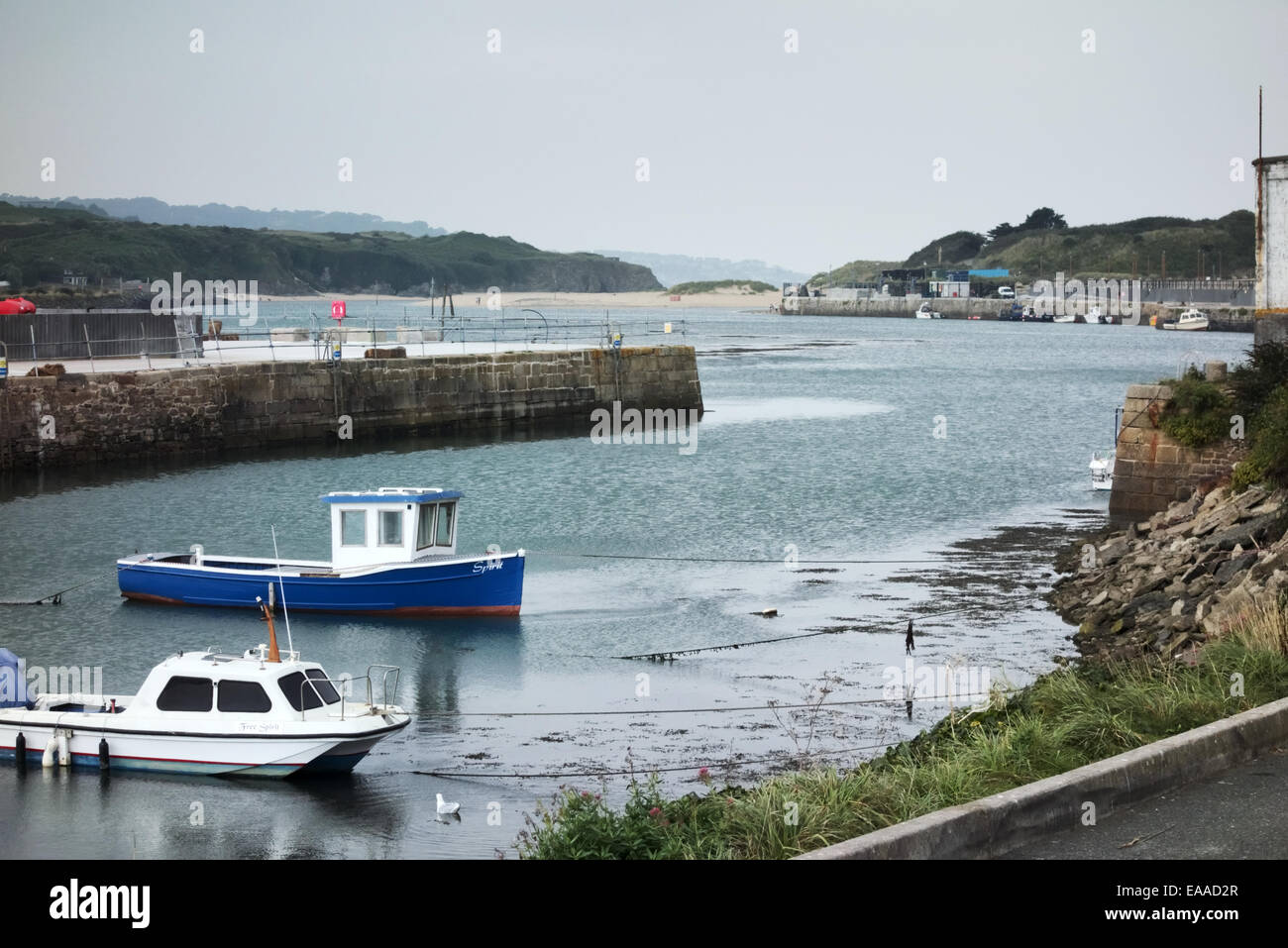 Hayle cornwall hi-res stock photography and images - Alamy