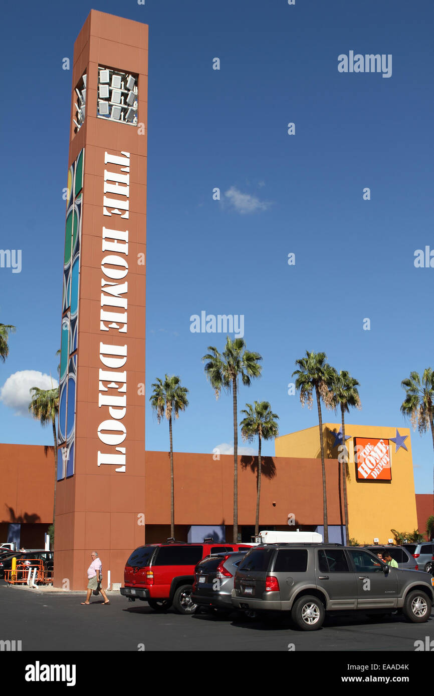 Commercial hardware shops stores hi-res stock photography and images ...