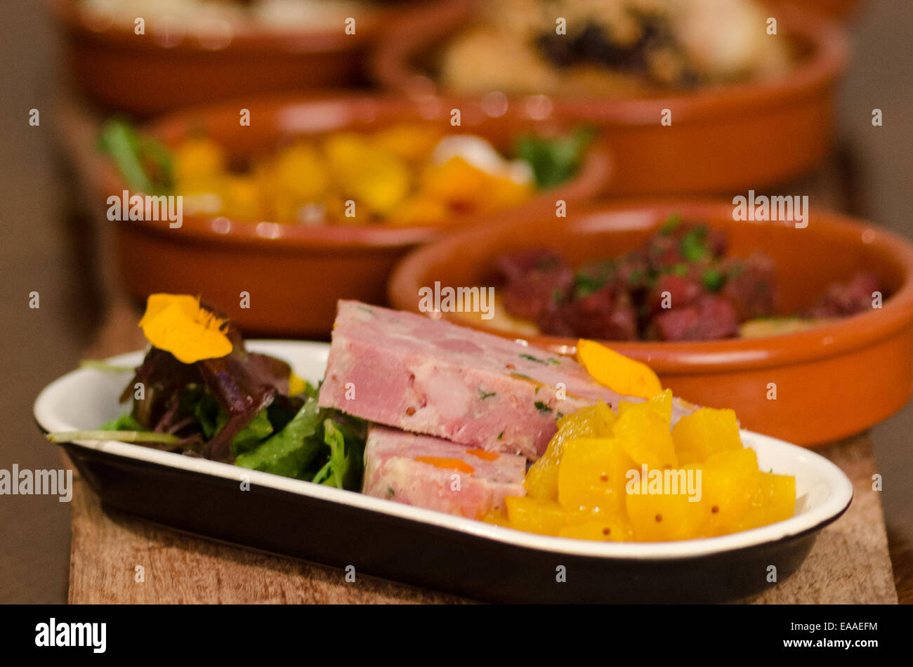 Spiced chicken fillets hi-res stock photography and images - Alamy