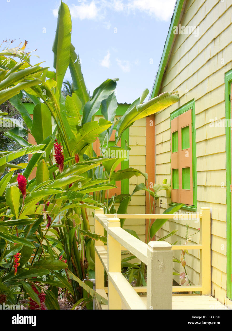 Caribbean colonial style house hi-res stock photography and images - Alamy