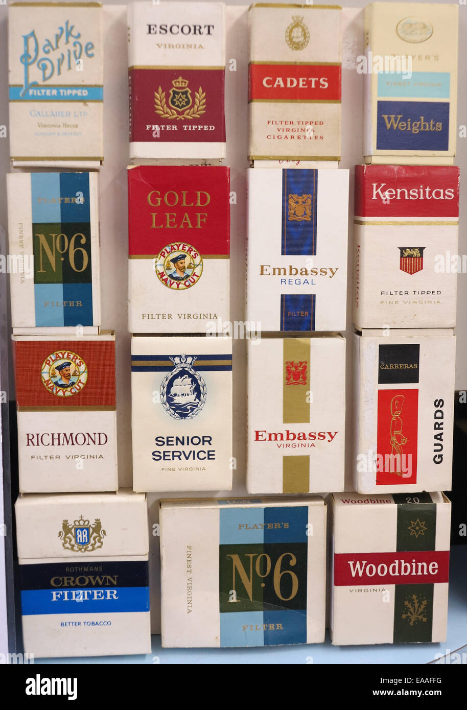 Cigarette boxes hi-res stock photography and images - Alamy