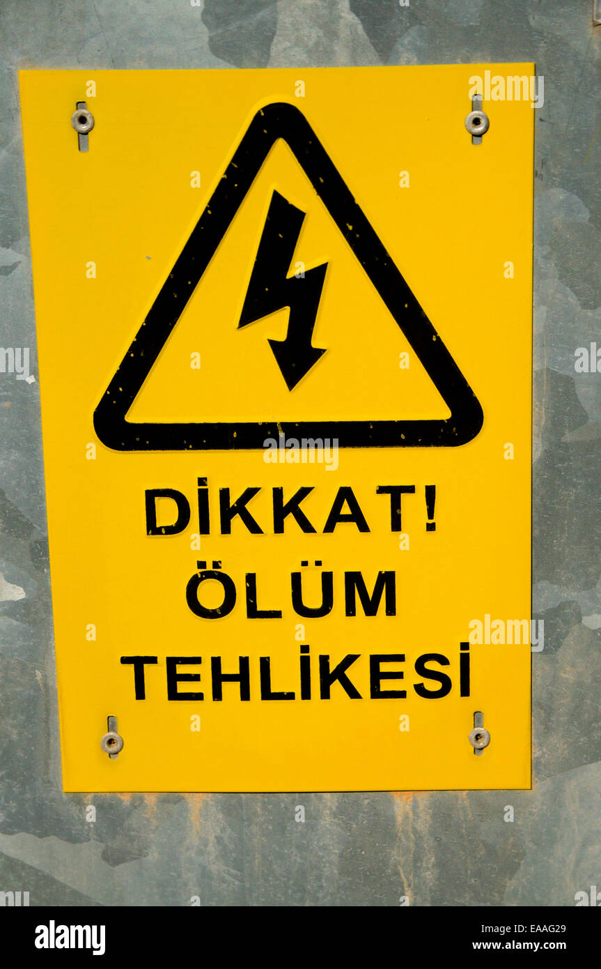Electrocution warning sign in Turkish, Kalkan, Turkey Stock Photo - Alamy