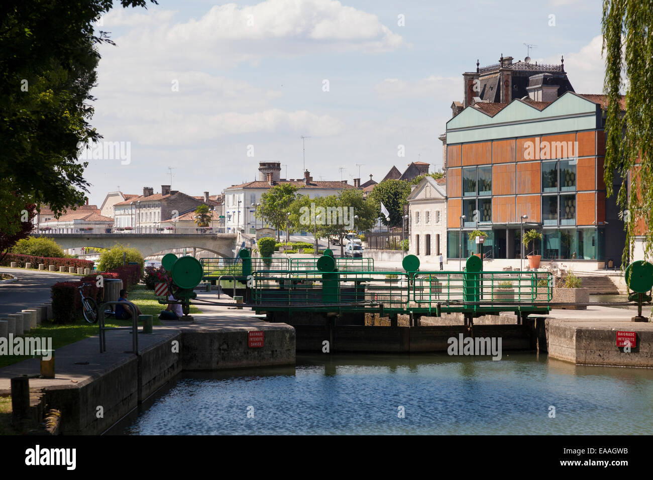 Charente river locks hi-res stock photography and images - Alamy
