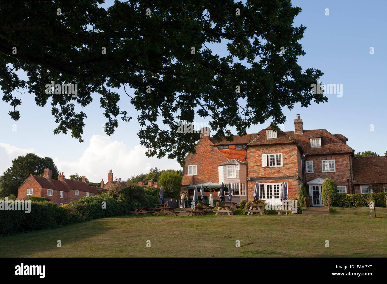 The Master Builders hotel at Bucklers Hard Stock Photo - Alamy