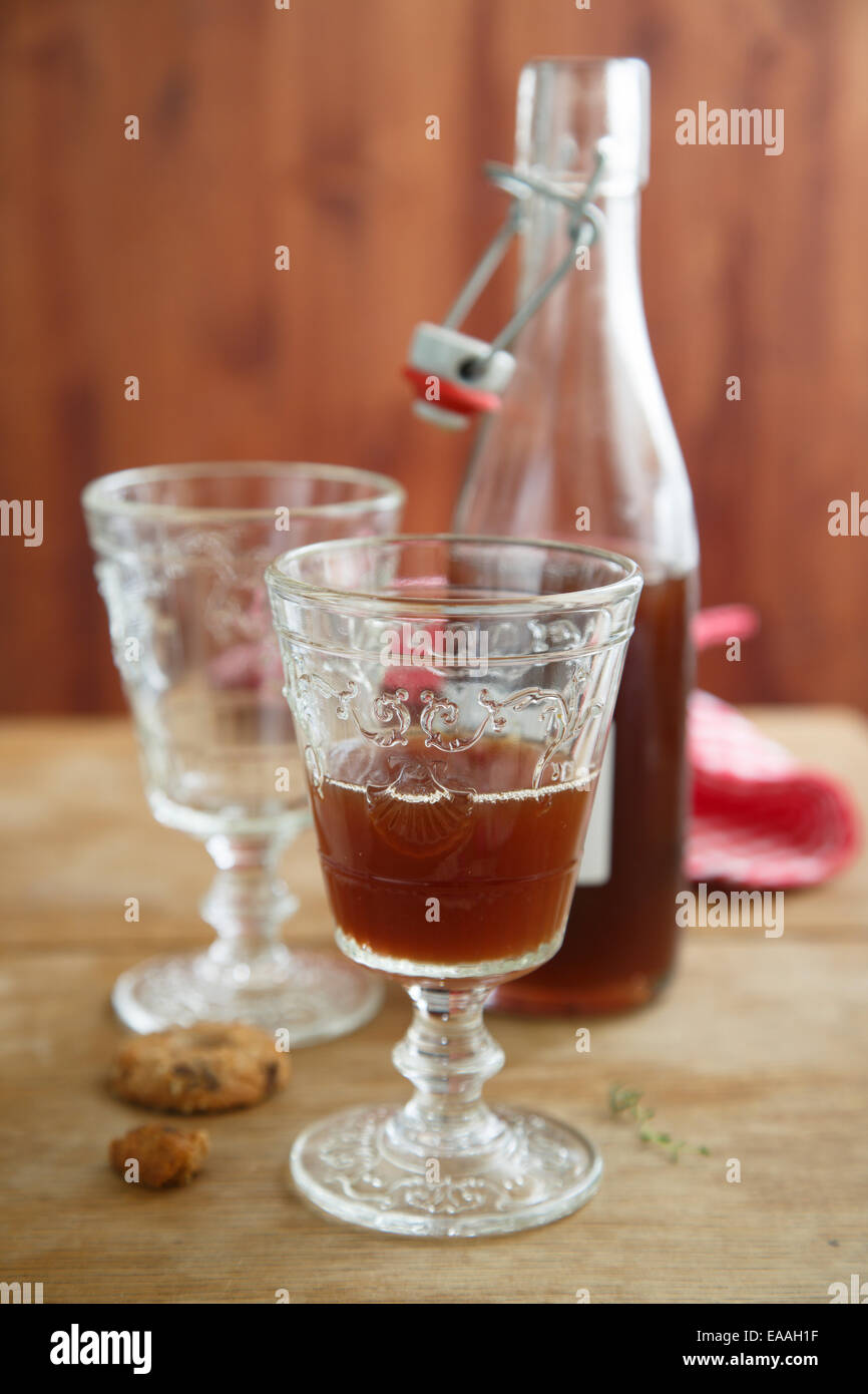 Homemade winter punch with spices Stock Photo - Alamy