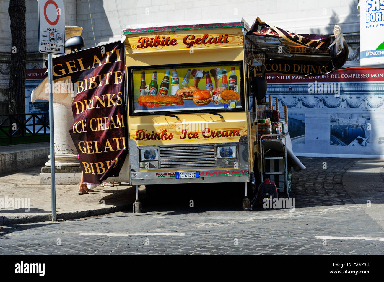 Italian ice cream van hi-res stock photography and images - Alamy