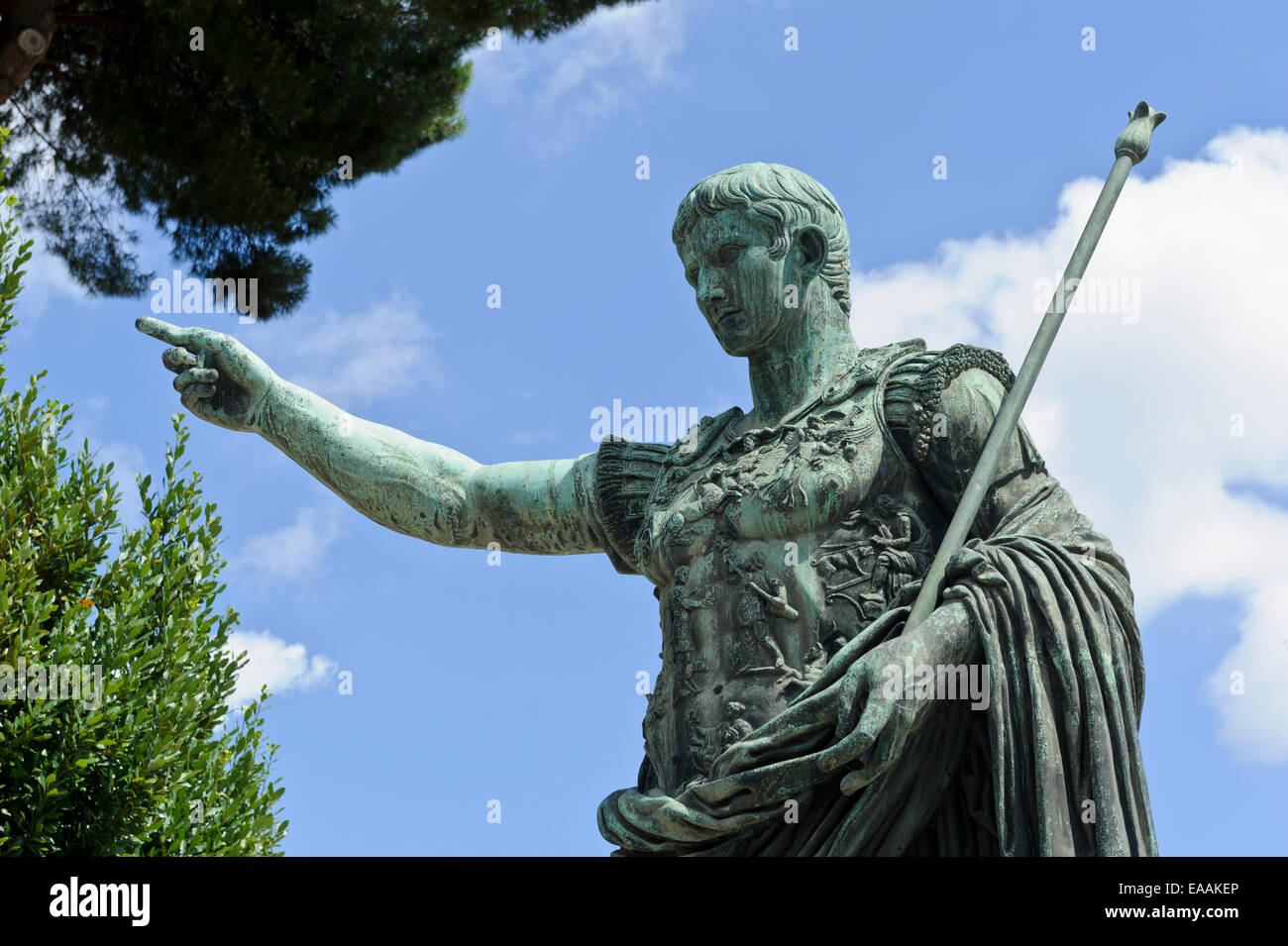 A statue of Emperor Caesar Augustus on Via dei Fori Imperiali in the ...