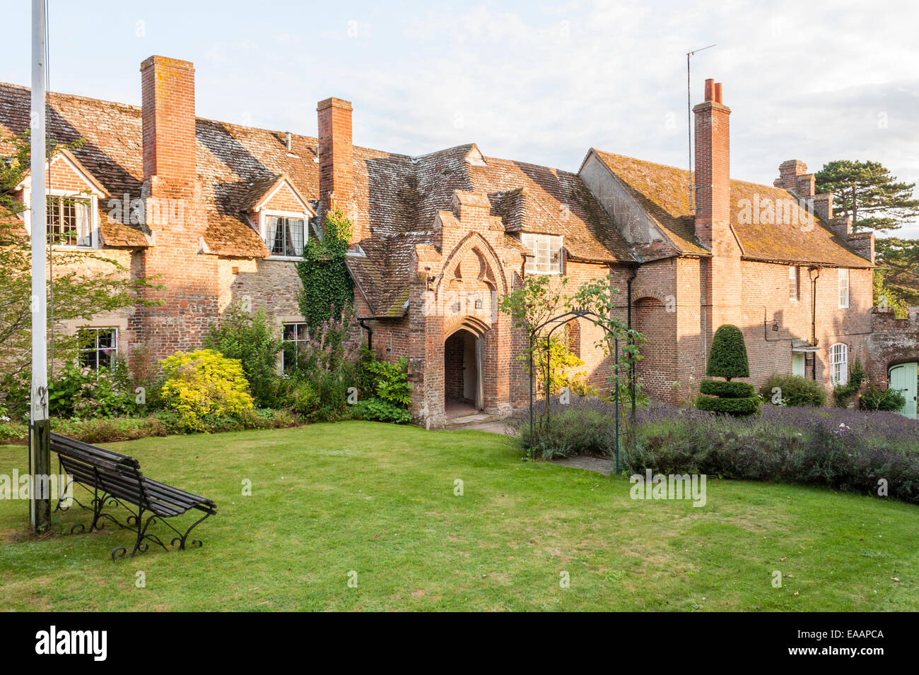 Almshouses, Ewelme, Oxfordshire, England, GB, UK Stock Photo - Alamy