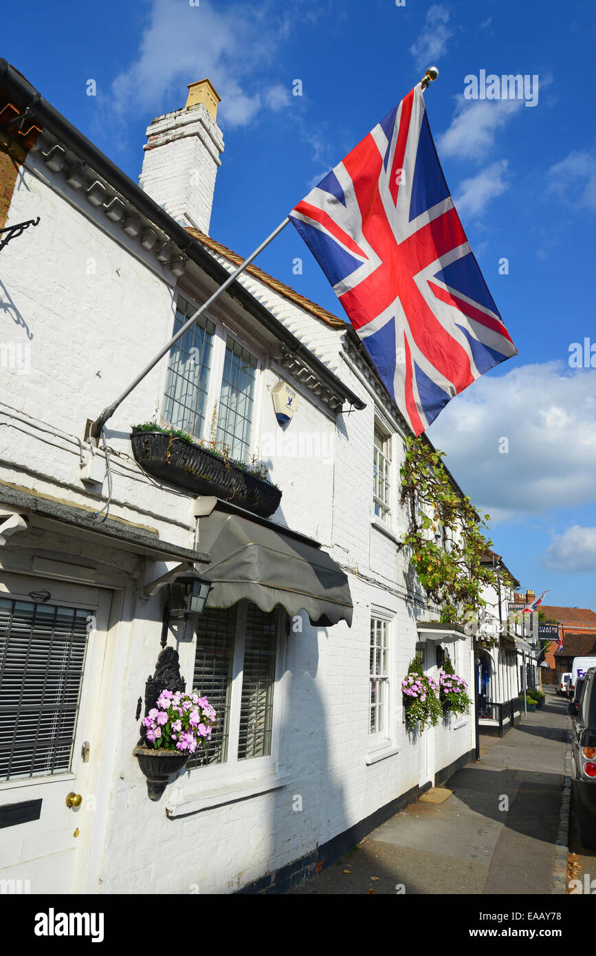 Cookham high street hi-res stock photography and images - Alamy