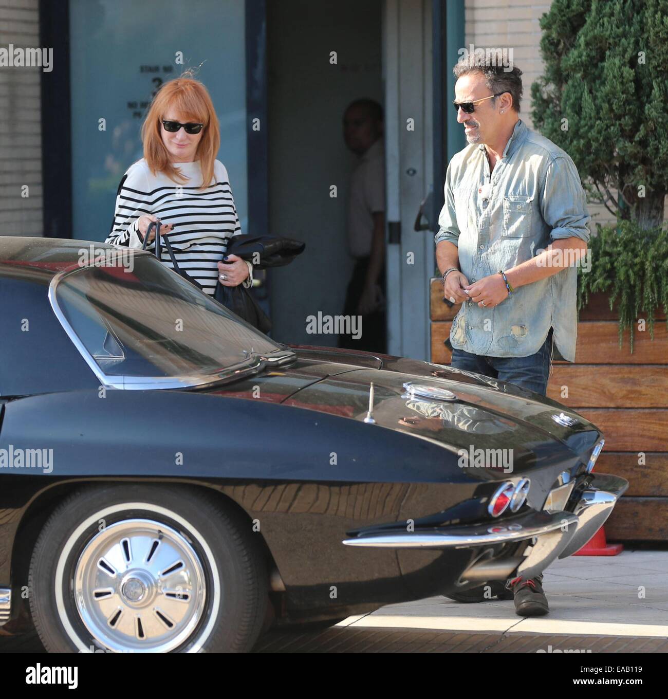 Bruce Springsteen and his wife Patti Scialfa shop at Barney's Of New ...
