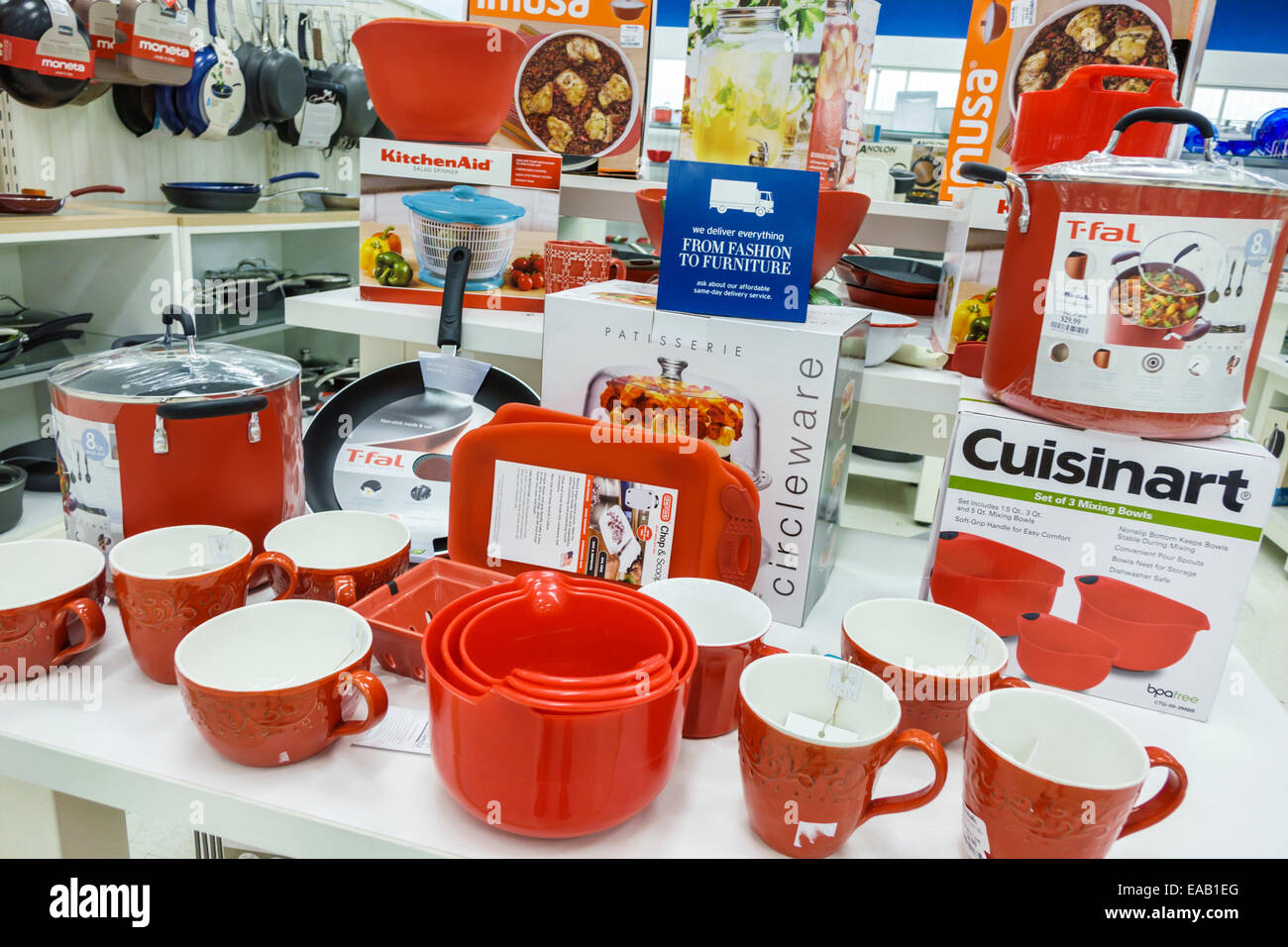 Marshalls department store inside interior hi-res stock photography and ...