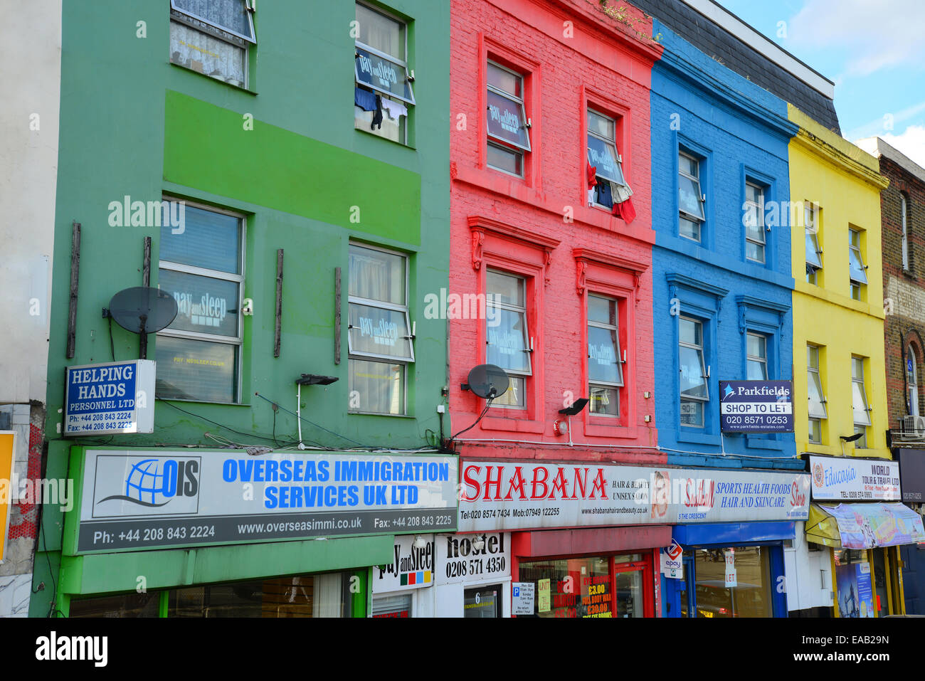 Shopfronts hi-res stock photography and images - Alamy