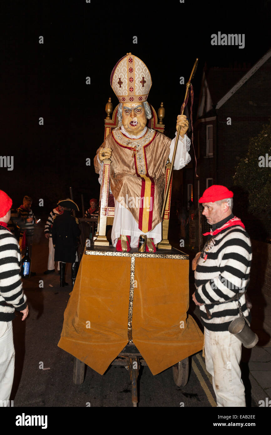 An Effigy Of The Pope Is Paraded Through The Streets Of Lewes During ...